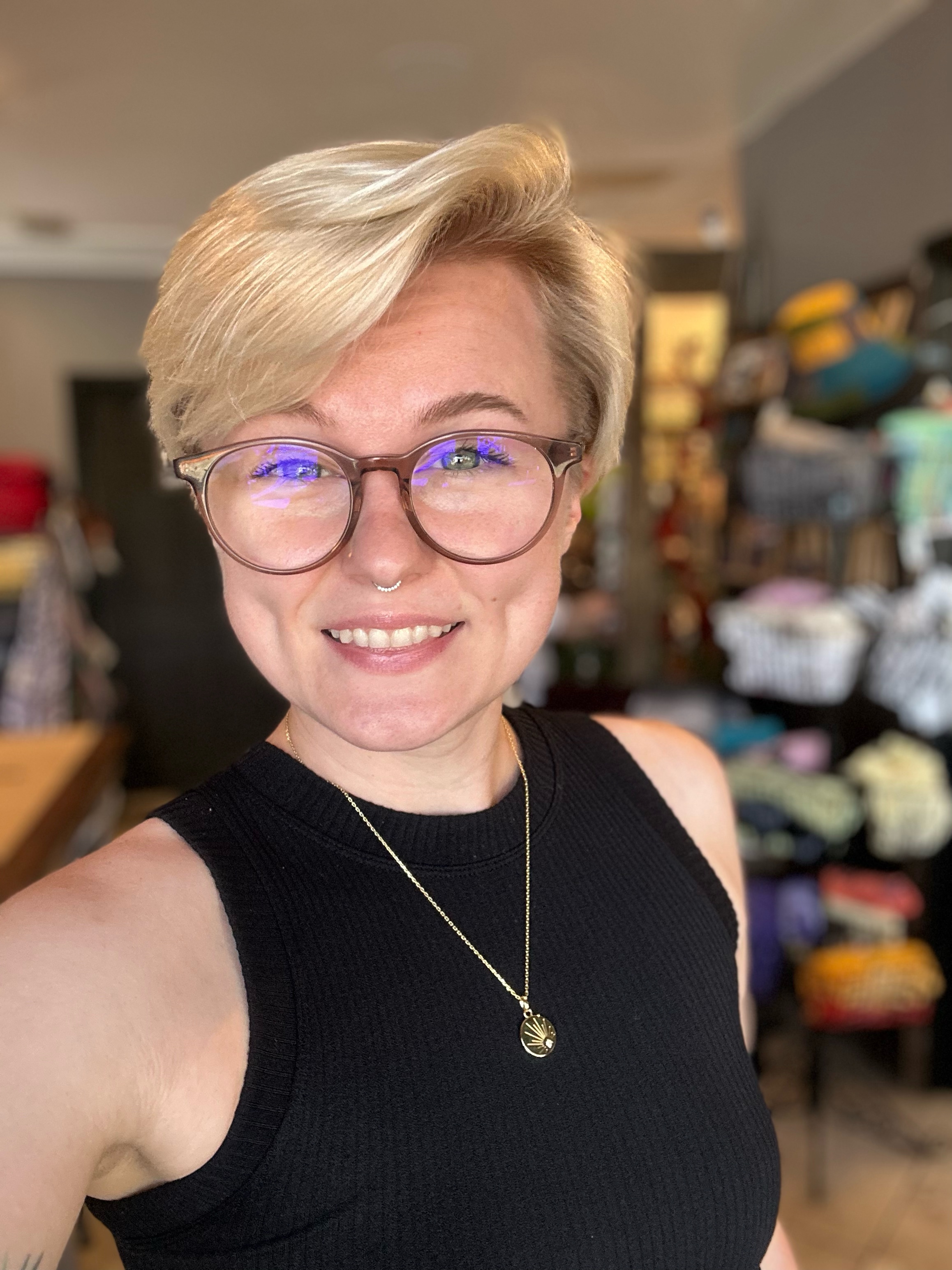 The Marissa Hope – barista, writer, bird lover, veteran, lgbtq+